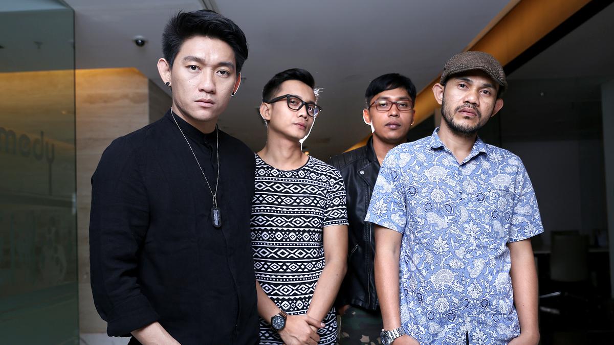 6 Grup Band Indonesia yang Mencoba Eksis dengan Vokalis Baru
