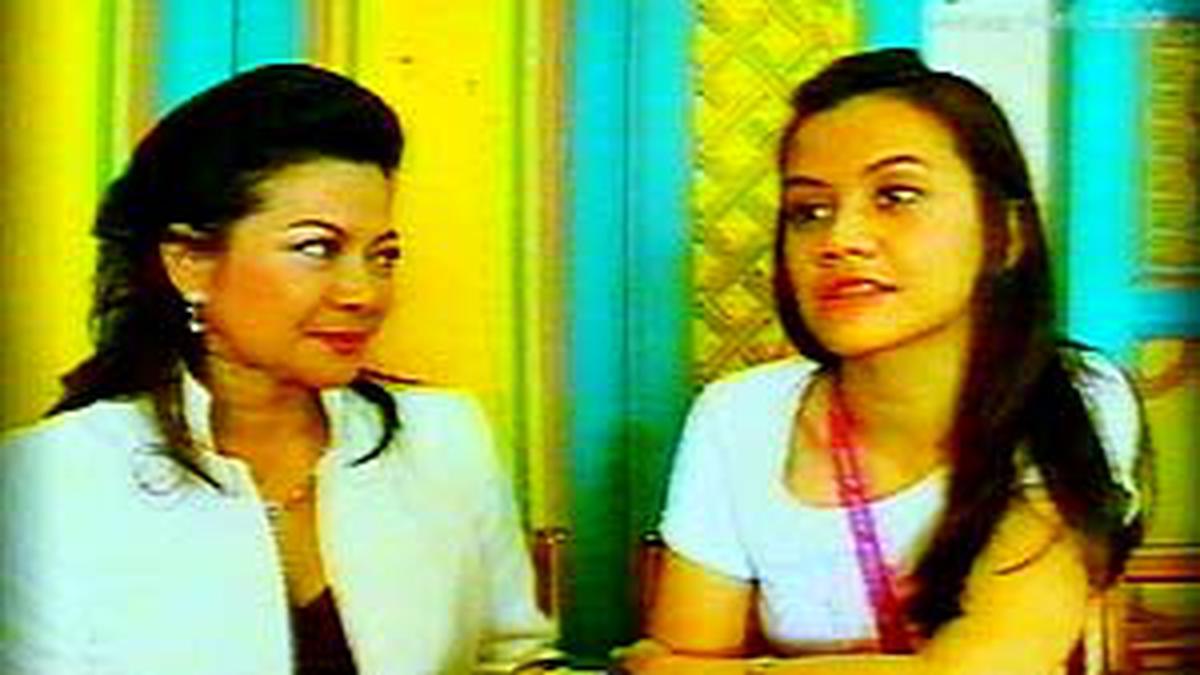 Putri Nur Afni Octavia Disandera Perampok - ShowBiz Liputan6.com