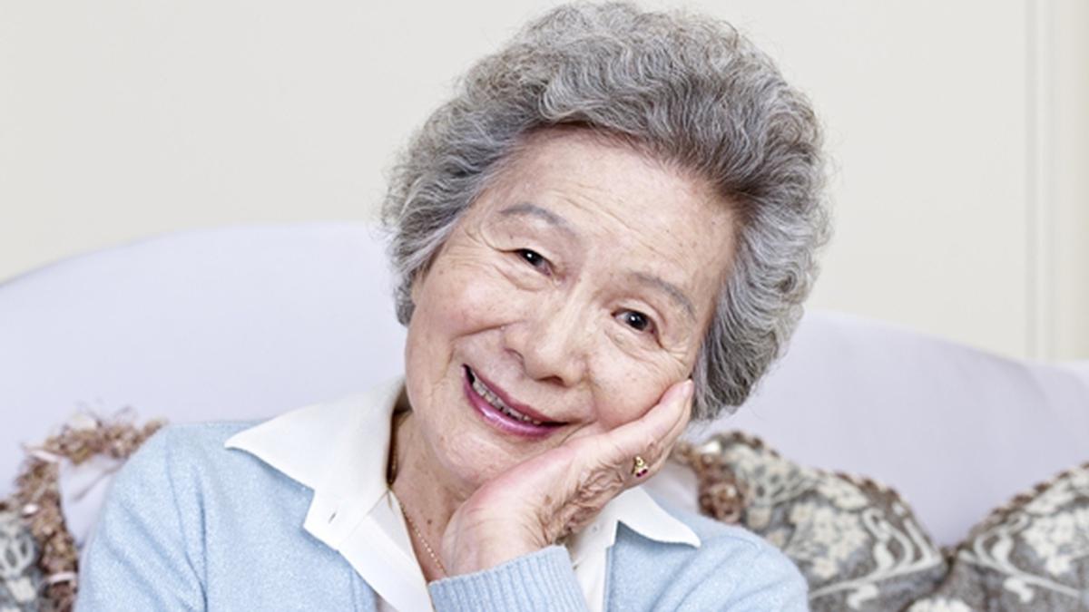 Memilih Hidup Sendiri, Kisah Nenek 107 Tahun Ini Sungguh Menyentuh Hati ...