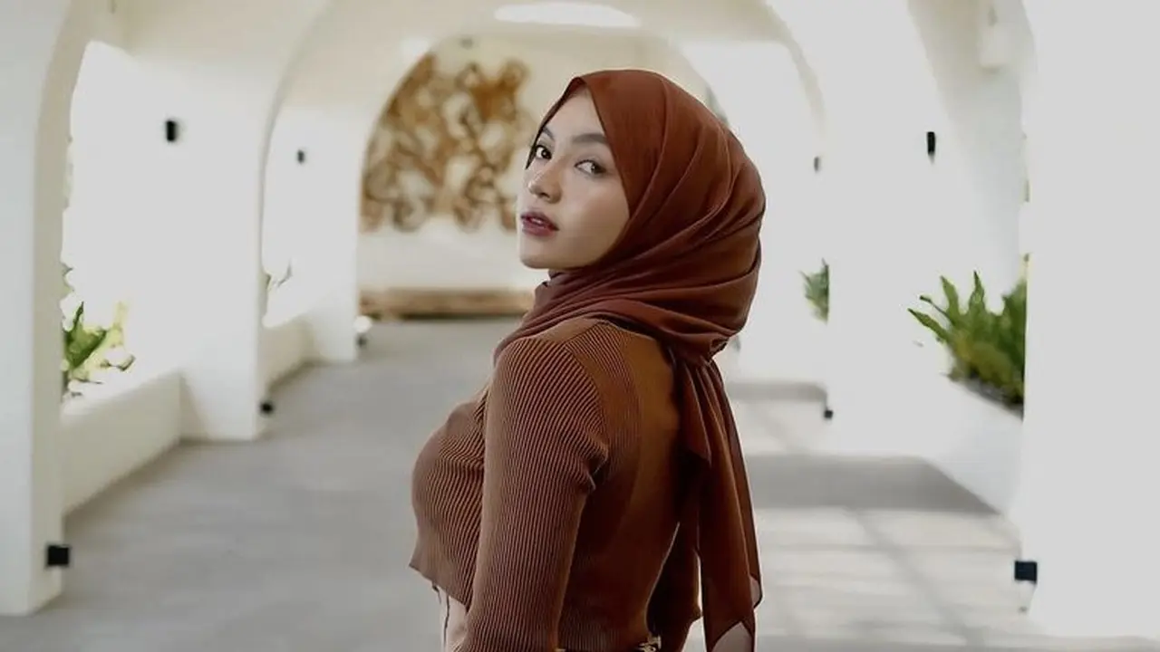 8 Fakta Terkini Video Viral Selebgram Oklin Fia yang Tuai Kontroversi - News Liputan6.com