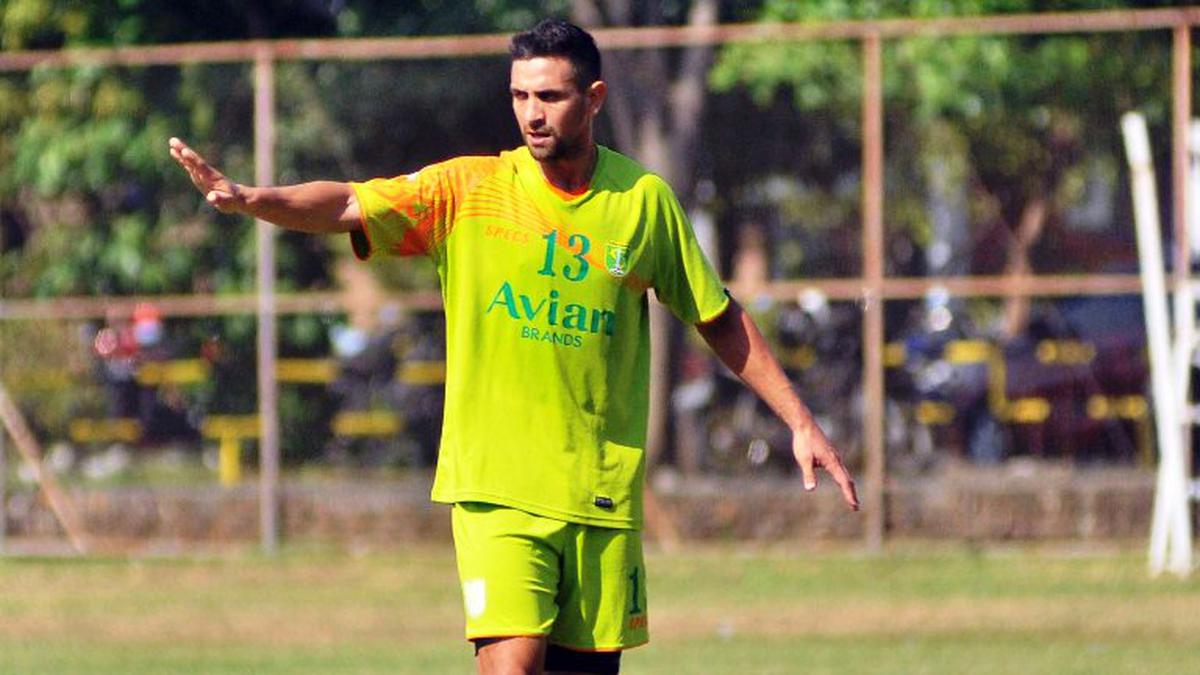 Dukungan untuk Pedro Javier yang Dipecat Surabaya United