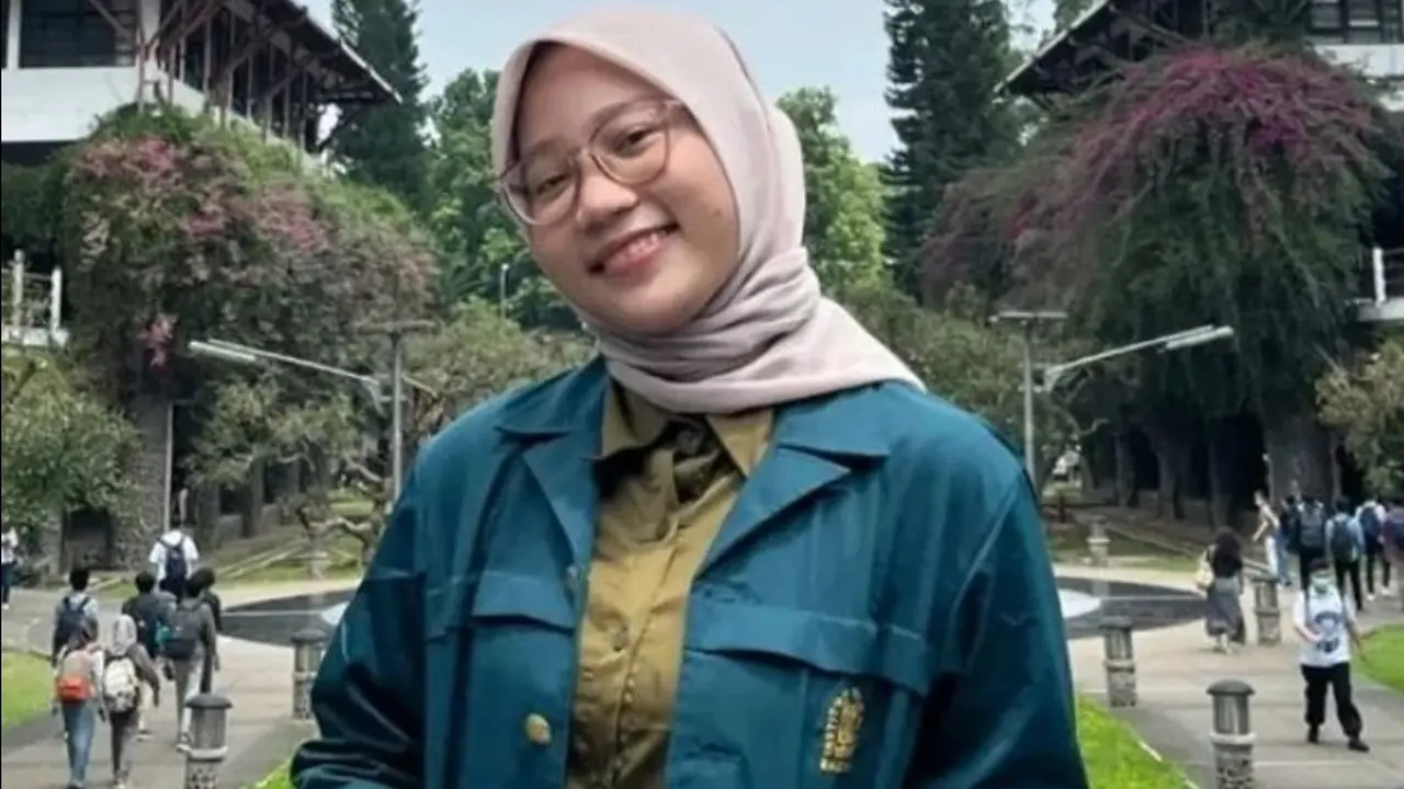7 Perubahan Gaya Hijab Zara Anak Ridwan Kamil, Kini Putuskan Lepas Hijab - Hot Liputan6.com