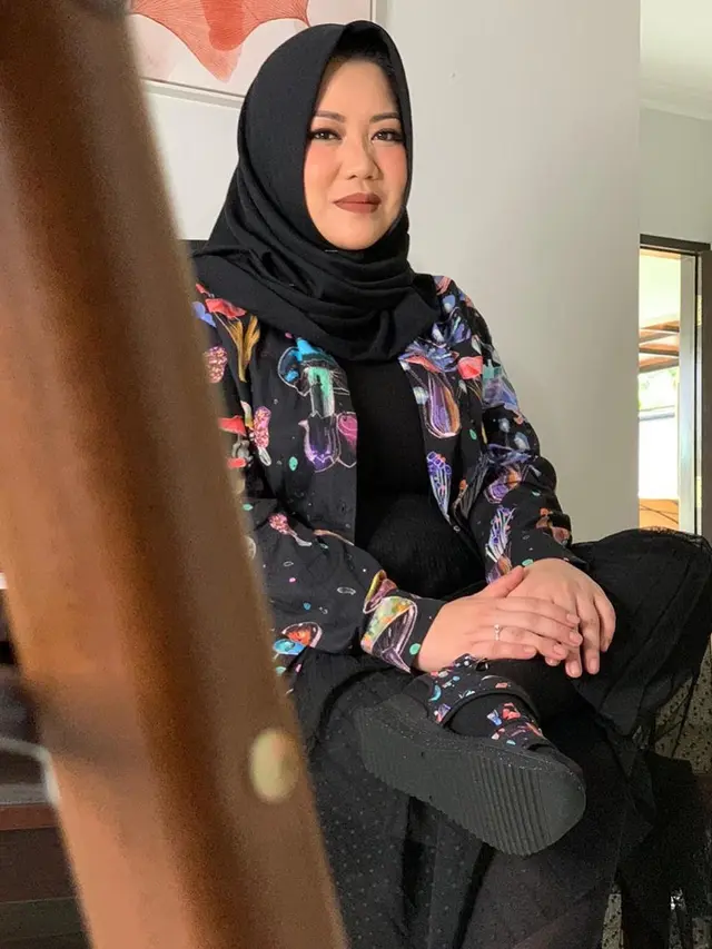 Risa Saraswati Bertemu Driver Ojol yang Antarkan Hantu Cindy - ShowBiz Liputan6.com