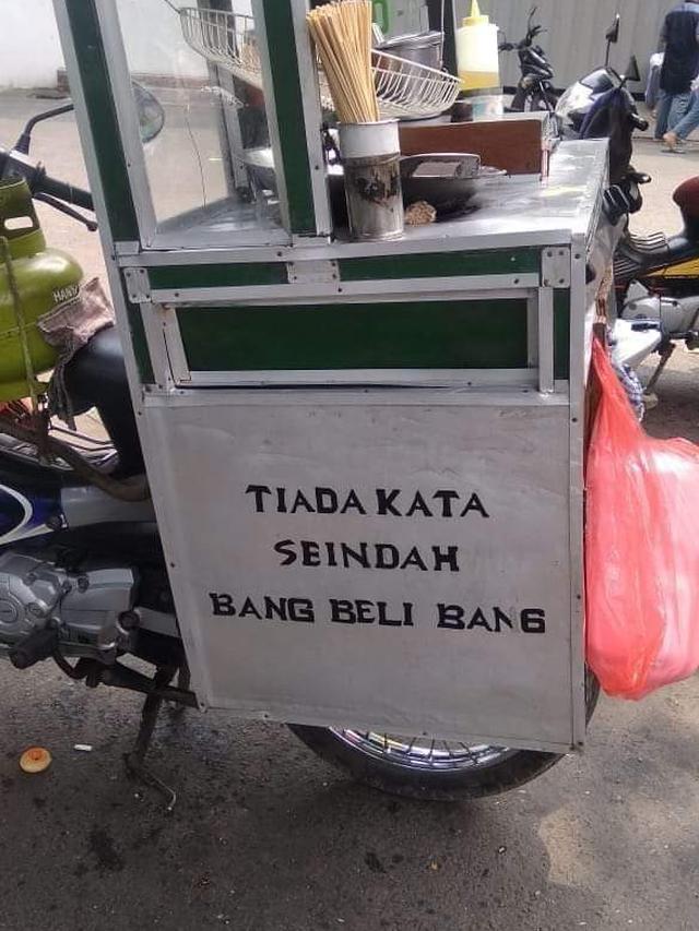 6 Cara Promosi Penjual Telur Gulung Ini Kreatif Sekaligus Kocak - Hot ...