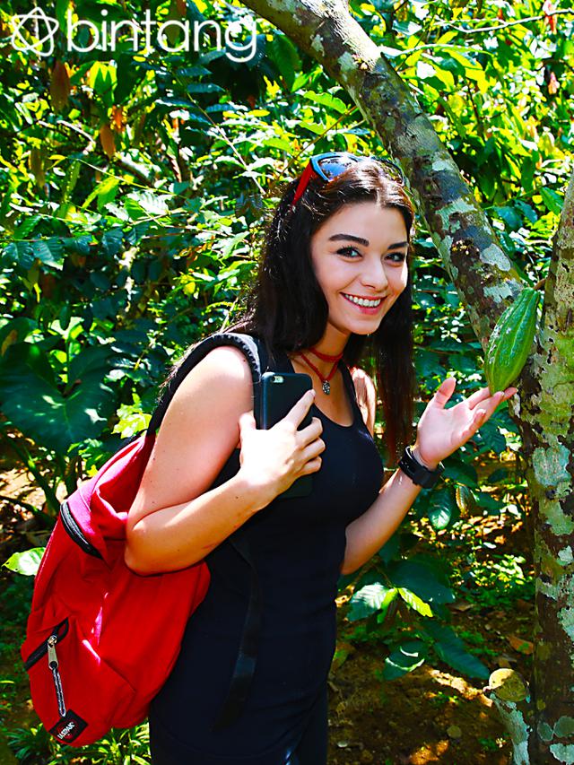 Eksklusif, Gulcin Tuncok Temukan Harmoni di Pulau Dewata ...