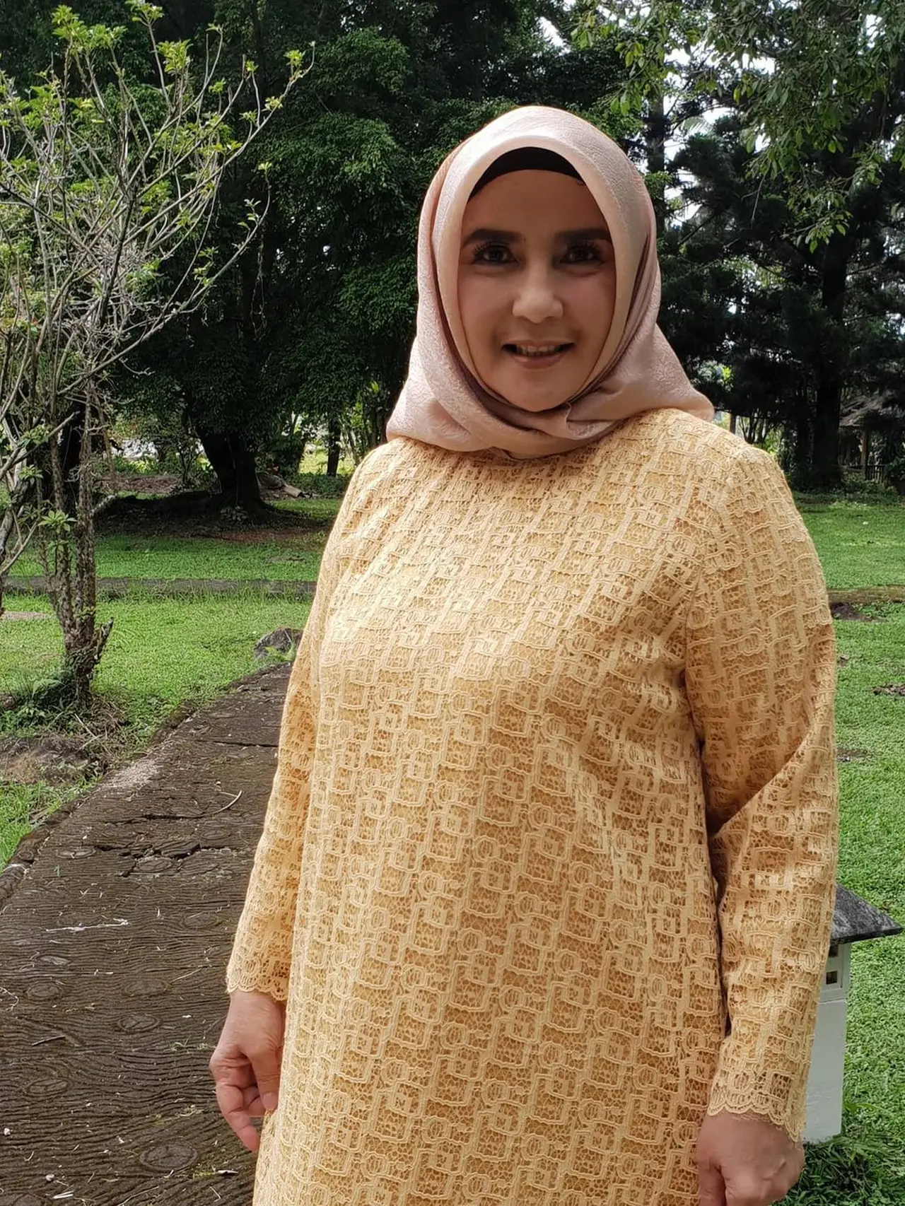 Yati Octavia Pesan Kuburan untuk Diri Sendiri dan Suami, Siap Kapan ...