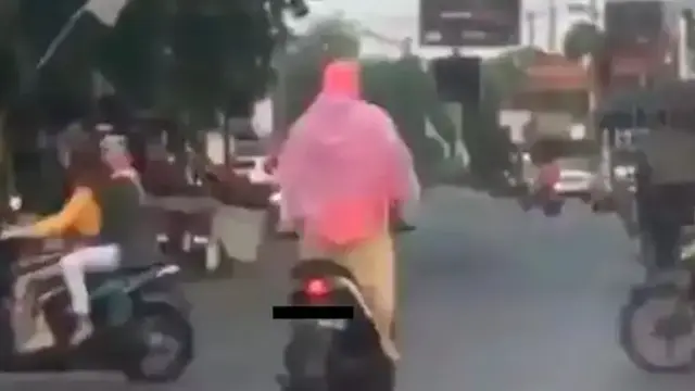 Top 3: Kumpulan Kelakuan Lucu Emak-Emak di Jalan Raya - Citizen6 Liputan6.com