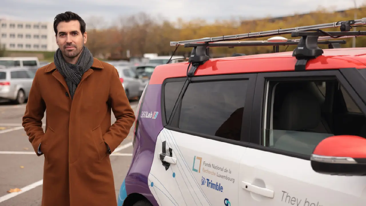 Mobil Otonom Pertama Luxemburg Melaju di Jalanan - Tekno Liputan6.com