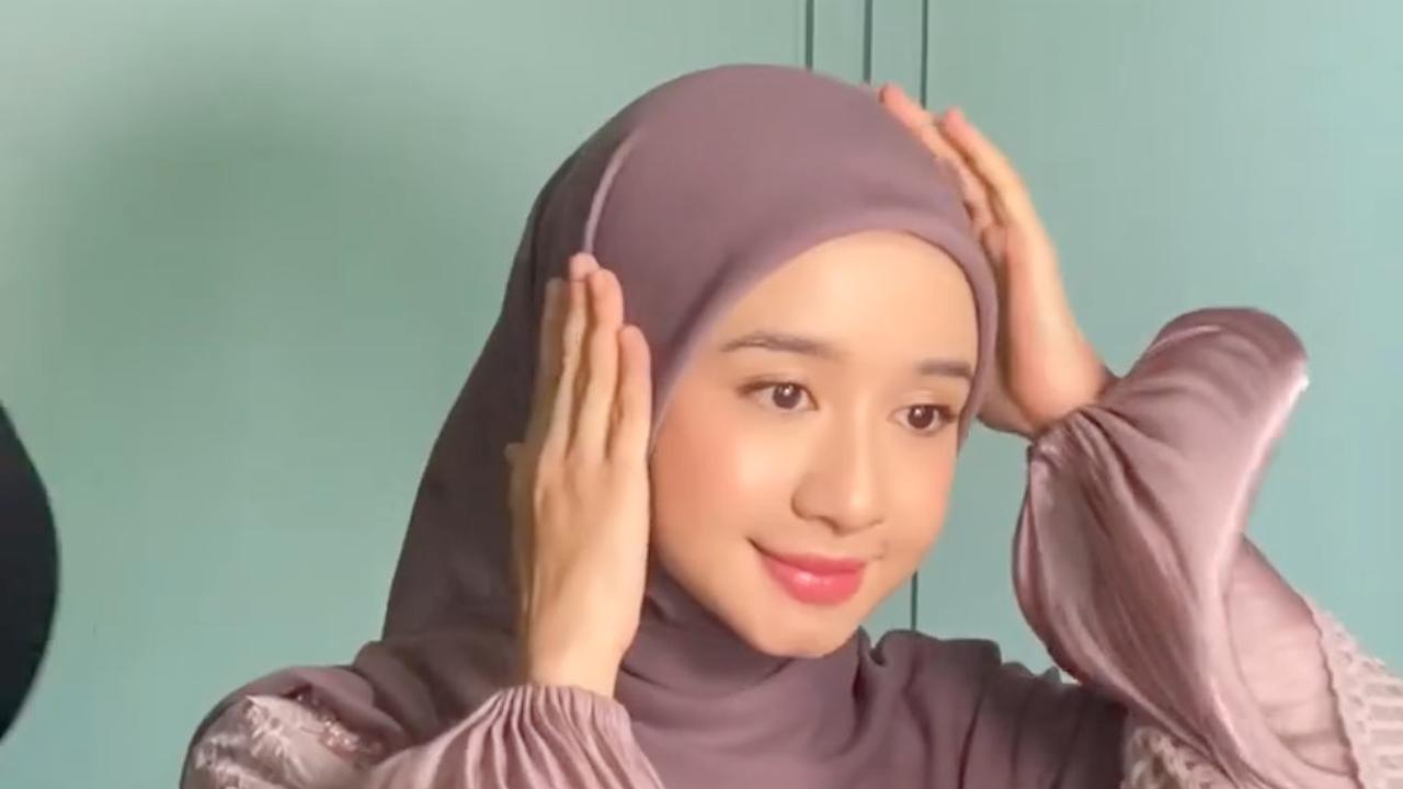 Kabar Laudya Cynthia Bella Dinikahi Ustaz Nuzul Dzikri Ternyata Tak ...