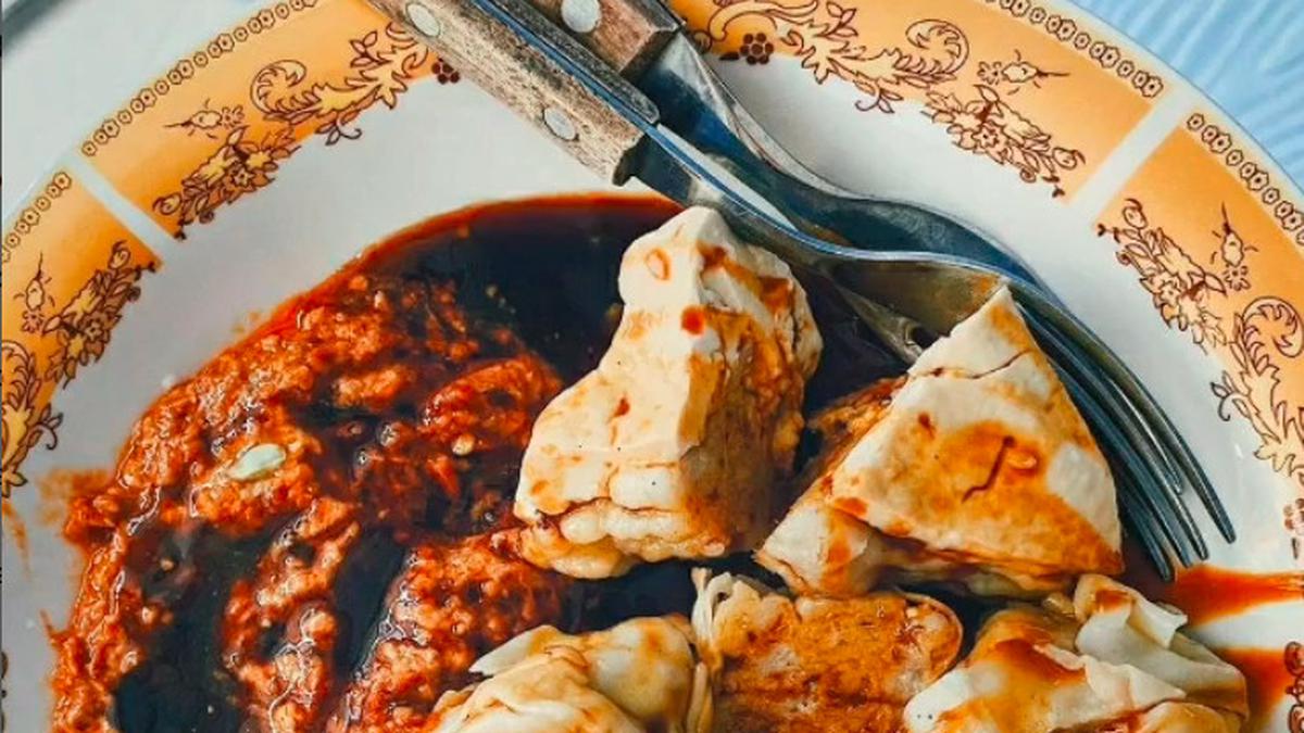 6 Rekomendasi Tempat Jajan Siomay, Salah Satu Dumpling Terlezat di ...