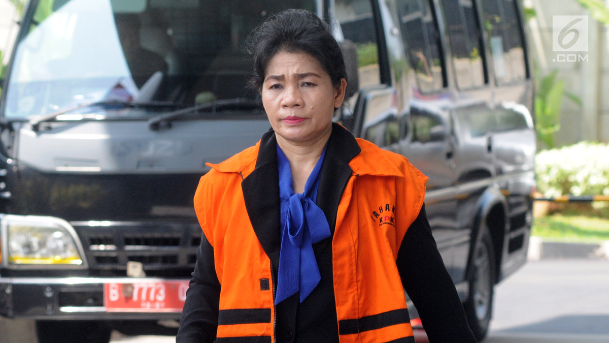 FOTO: Kasus PN Medan, Tersangka Merry Purba Diperiksa KPK Lagi - Foto Liputan6.com