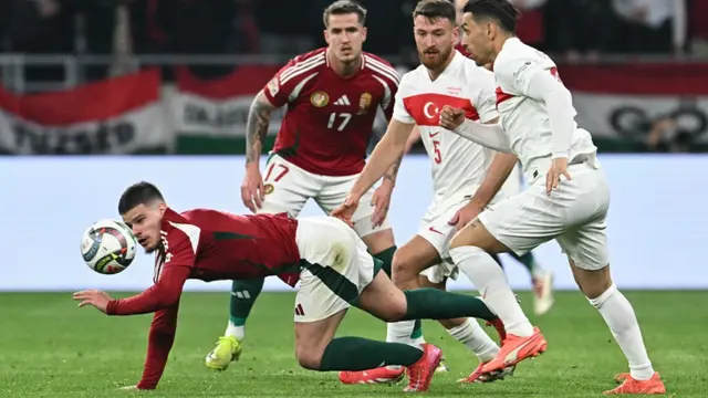 Milos Kerkez, Pemain Baru Liverpool yang Pilih Bela Hungaria meski ...