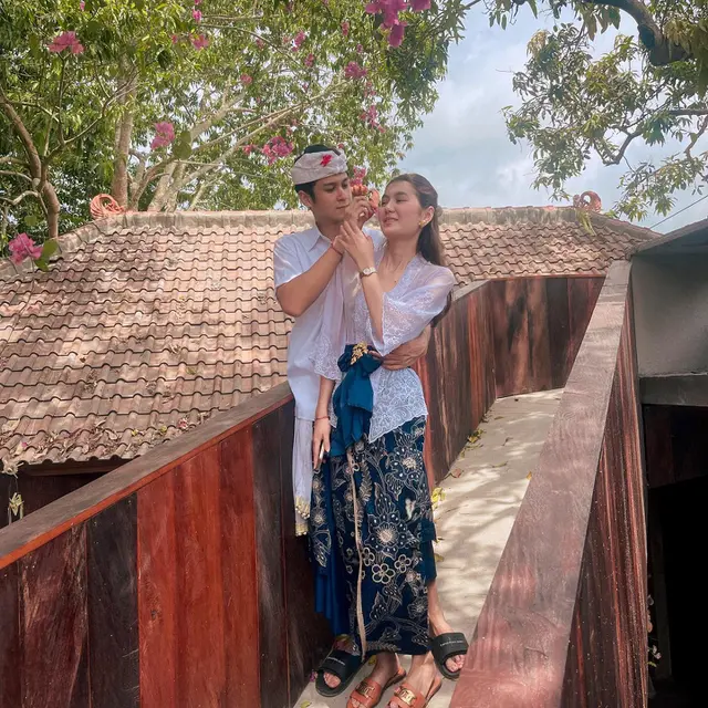 Kian Mesra, Ini 7 Potret Zoe Abbas Jackson dan Antonio Blanco Jr - Hot ...
