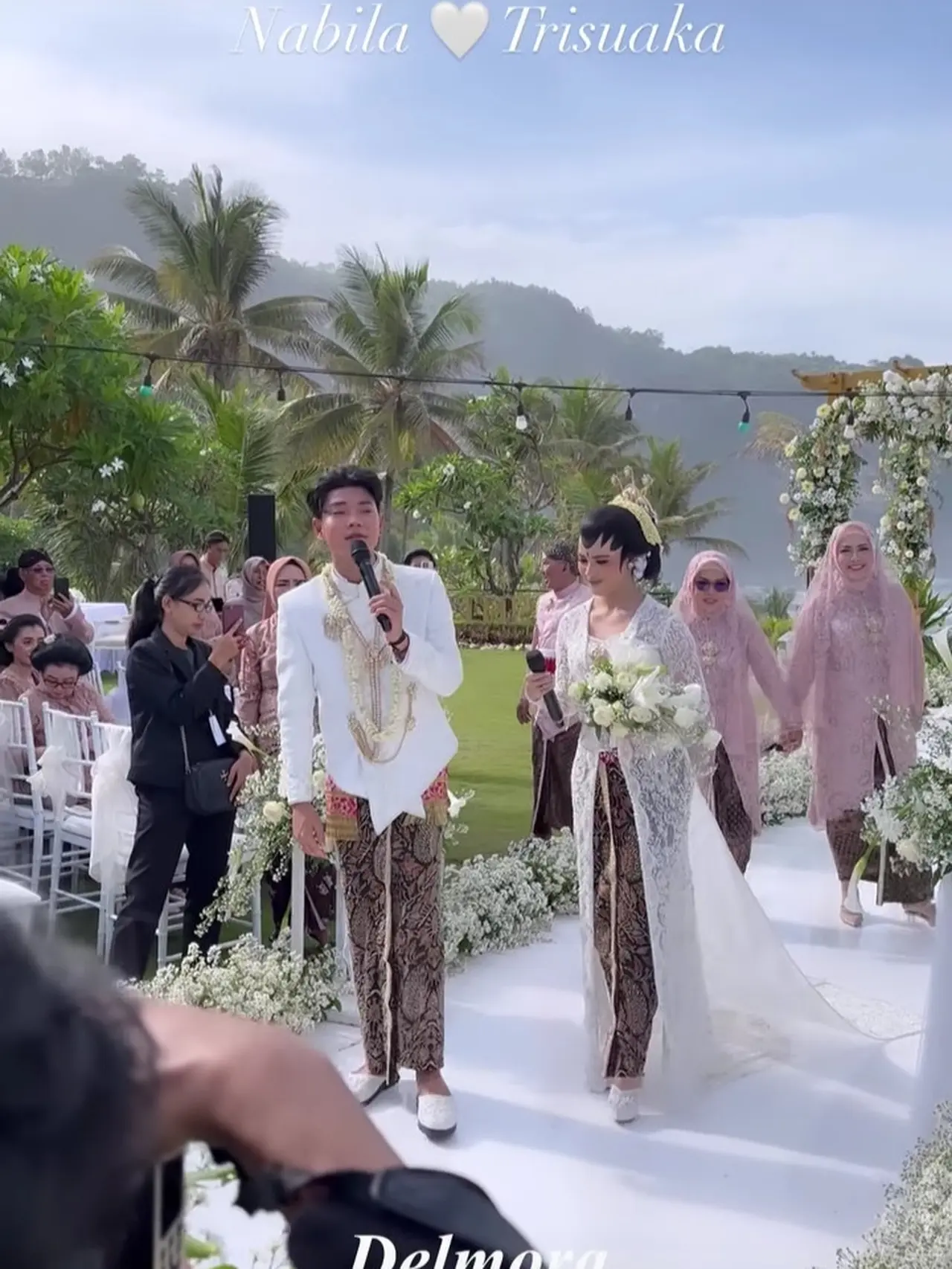 Tri Suaka dan Nabila Maharani Resmi Nikah, Ini 6 Potret Akad Nikah di Tepi Pantai Parangtritis ...