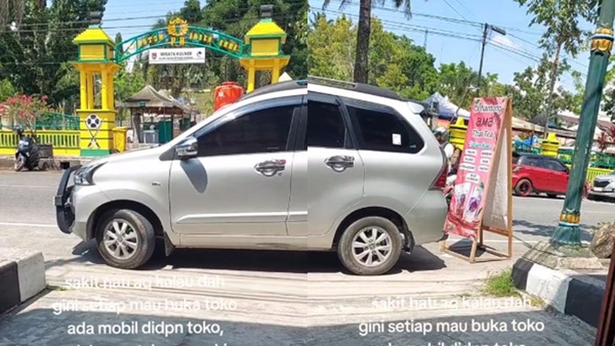 Mobil Parkir Sembarangan di Depan Toko hingga Tutup Akses Jalan ...