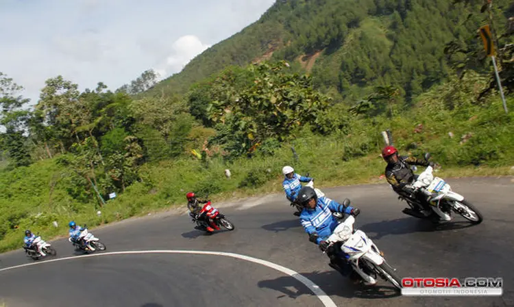 Motor Bebek Yamaha - Galeri Otosia.com