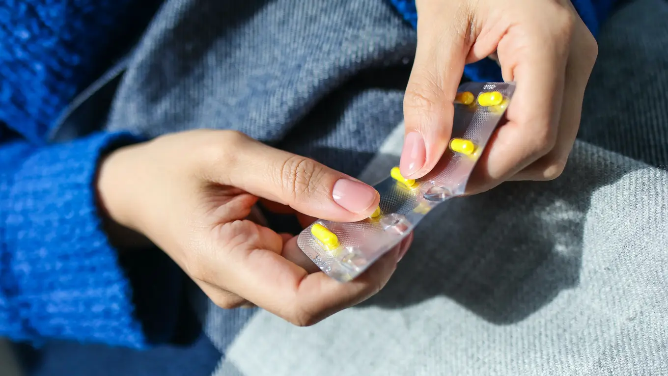 Kenali 5 Gejala dan Penyebab Penyakit Tipes yang Perlu Kamu Tahu ...