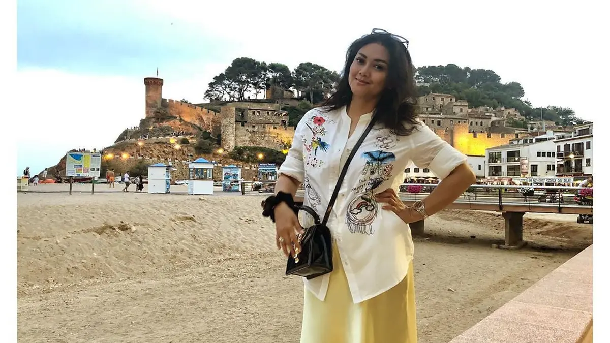 8 Potret Lawas Bella Saphira, Saat Usia 20 Wajahnya Seperti Anak-anak ...