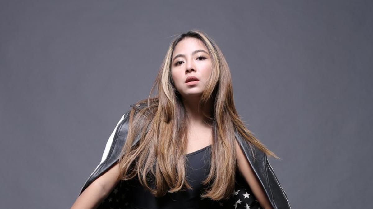 Video: Nadia Vega Gaet DJ Ternama di Indonesia - Entertainment Fimela.com