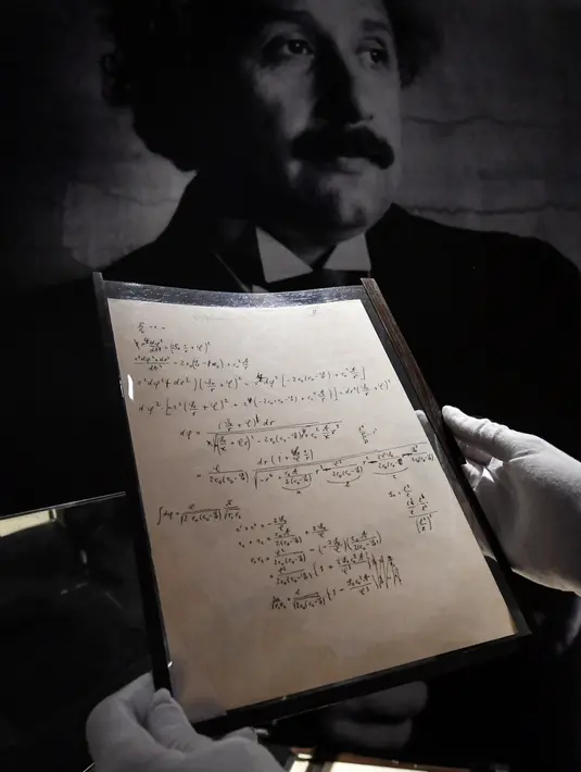 FOTO: Naskah Langka Albert Einstein Dilelang Puluhan Miliar - Foto ...