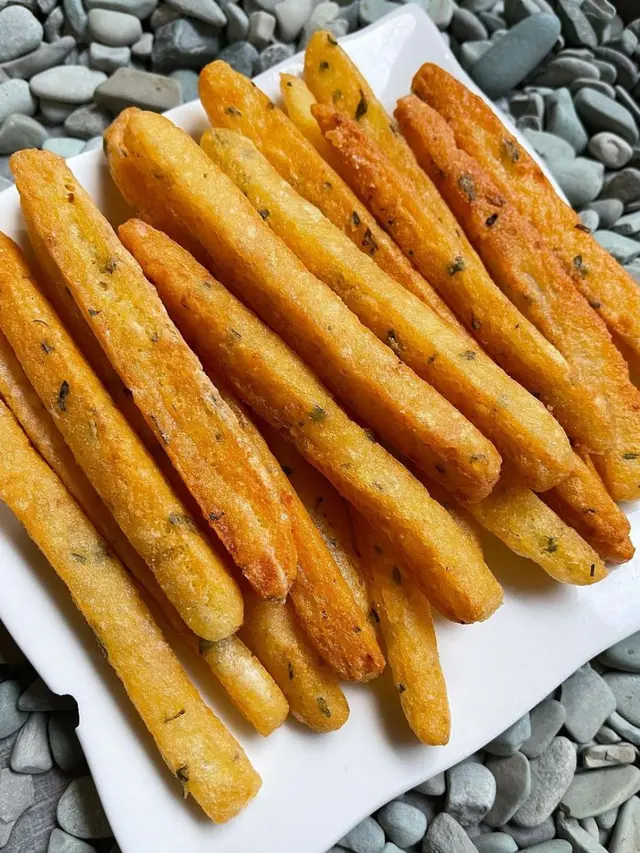 8 Cara Mudah Buat Stik Kentang Renyah dan Lezat, Cocok untuk Ide Jualan - Lifestyle Liputan6.com