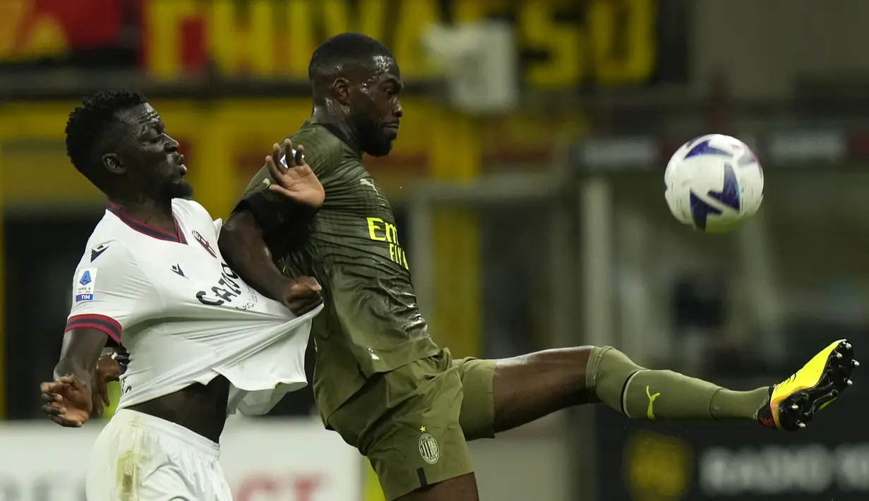 Gol Cantik Giroud Antarkan AC Milan Sikat Bologna - Foto Liputan6.com