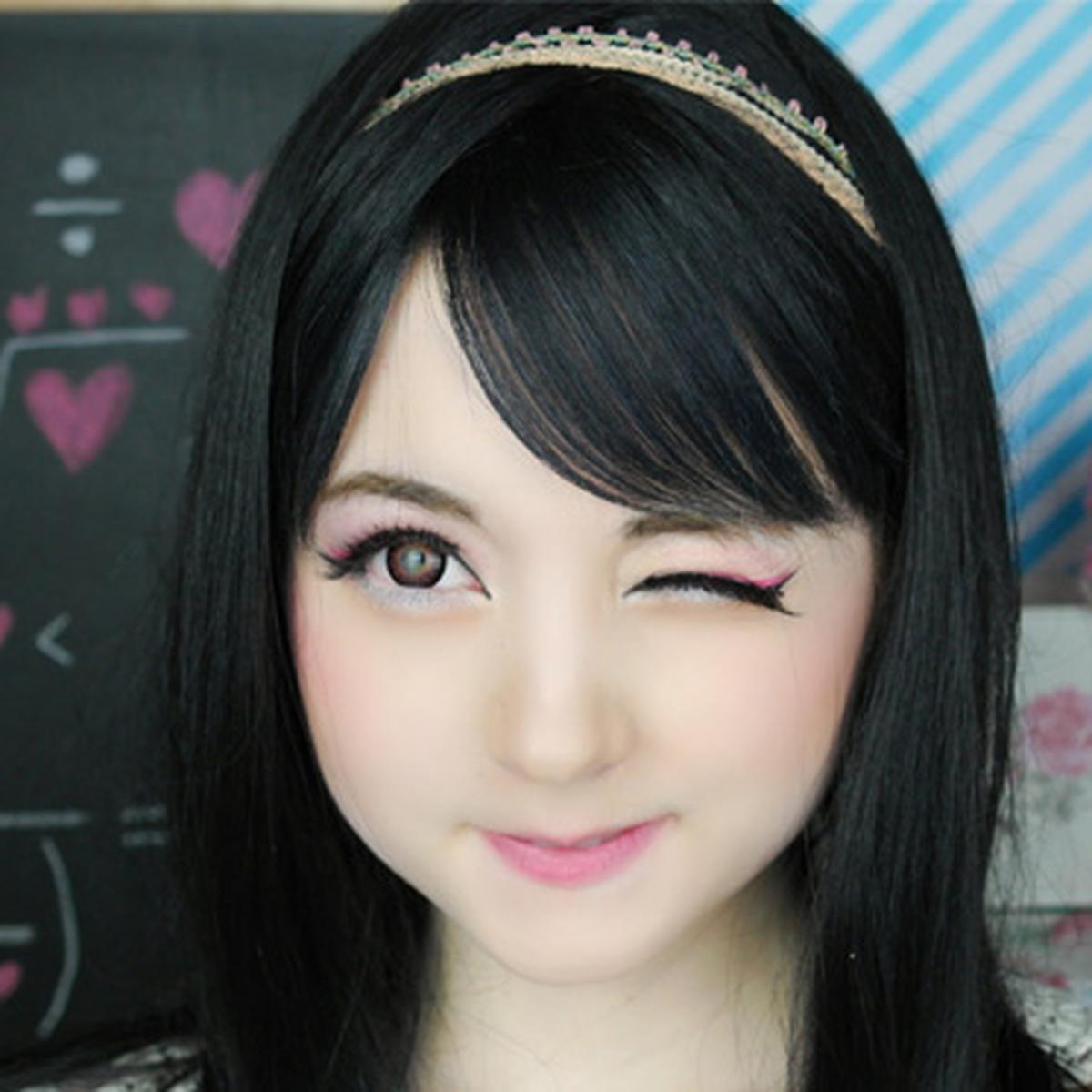 Tutorial Make Up Mata Seperti Boneka | Saubhaya Makeup