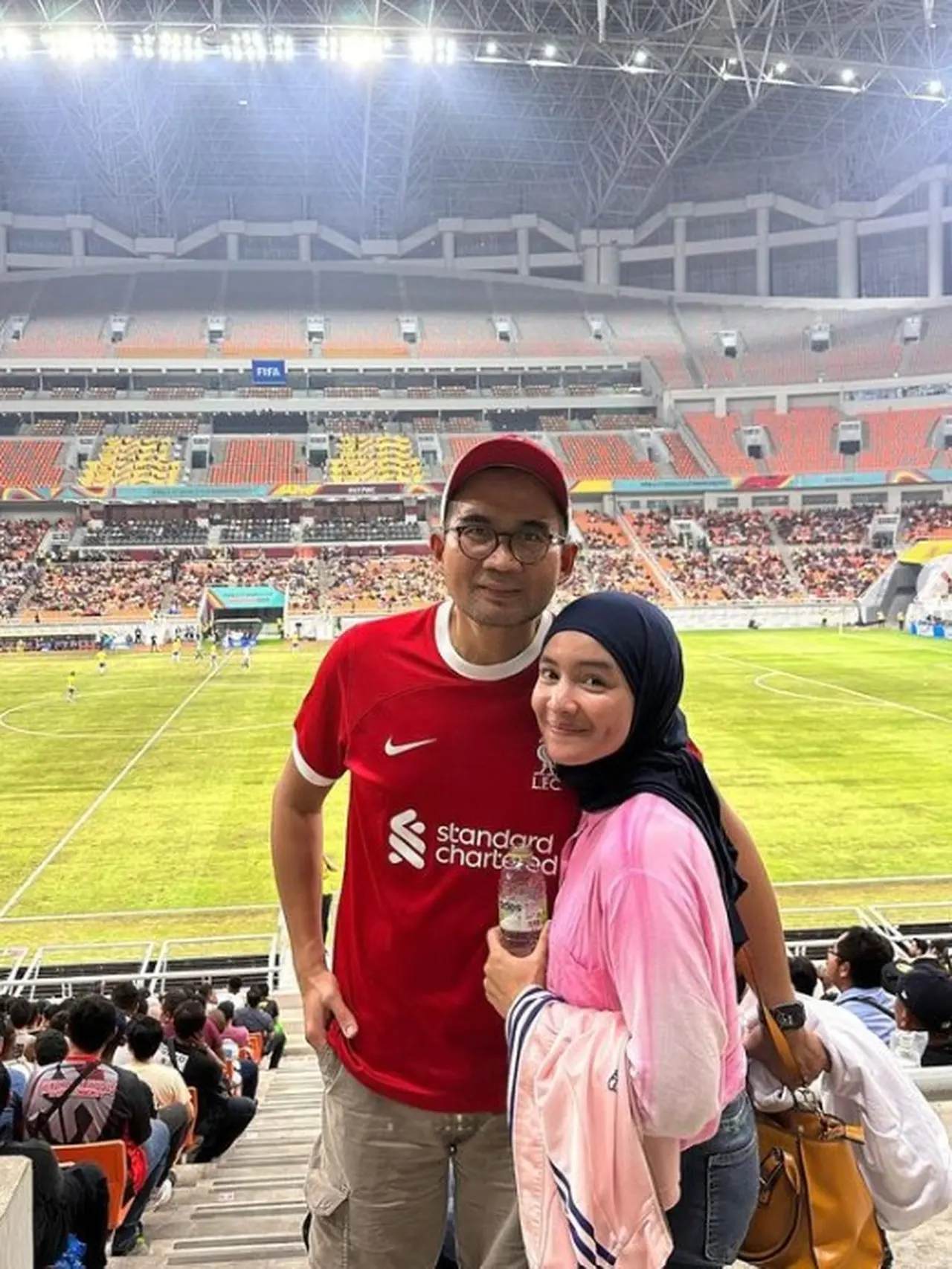 Potret Harmonis Keluarga Intan Nuraini yang Adem Ayem