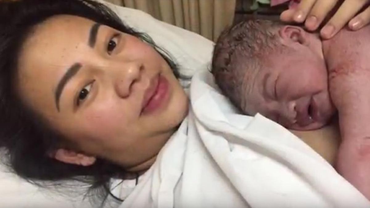 Ini Cara Kezia Karamoy Umumkan Persalinan - Photo Fimela.com