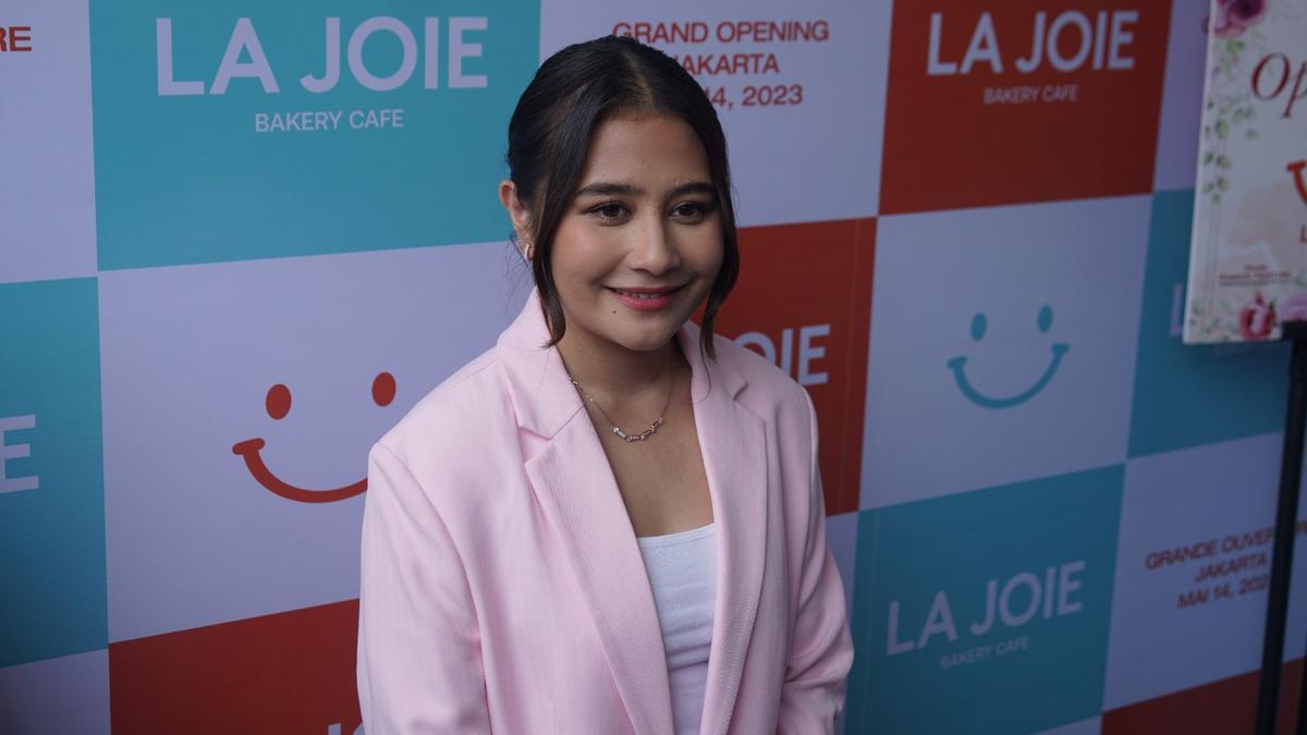 Prilly Latuconsina Tak Main-main dalam Berbisnis, Mengaku Senang Toko ...