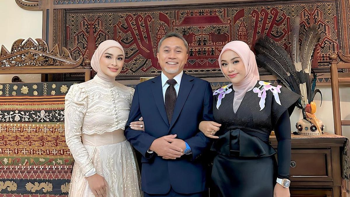 6 Gaya Kompak Putri Zulhas dan Zita Anjani, Dua Anak Zulkifli Hasan yang Sama-sama Terjun di ...