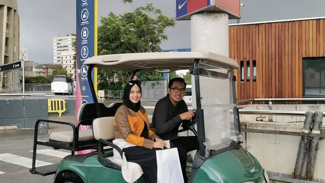 6 Potret Ghea Astrid Mantan Istri Ifan Seventeen Bareng Suami Baru, Kini Jadi Dokter - Hot ...