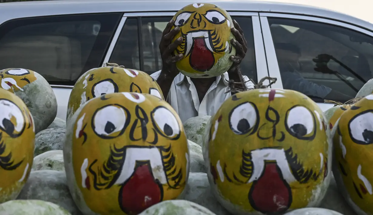 FOTO: Penampakan Labu Setan Selama Festival Durga Puja di India - Foto ...