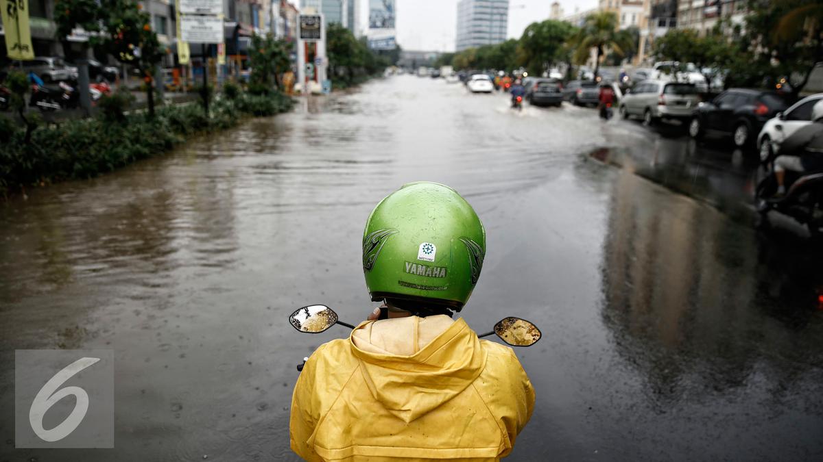 Cek Titik Genangan Air dan Banjir di Jakarta Pagi Ini - News Liputan6.com