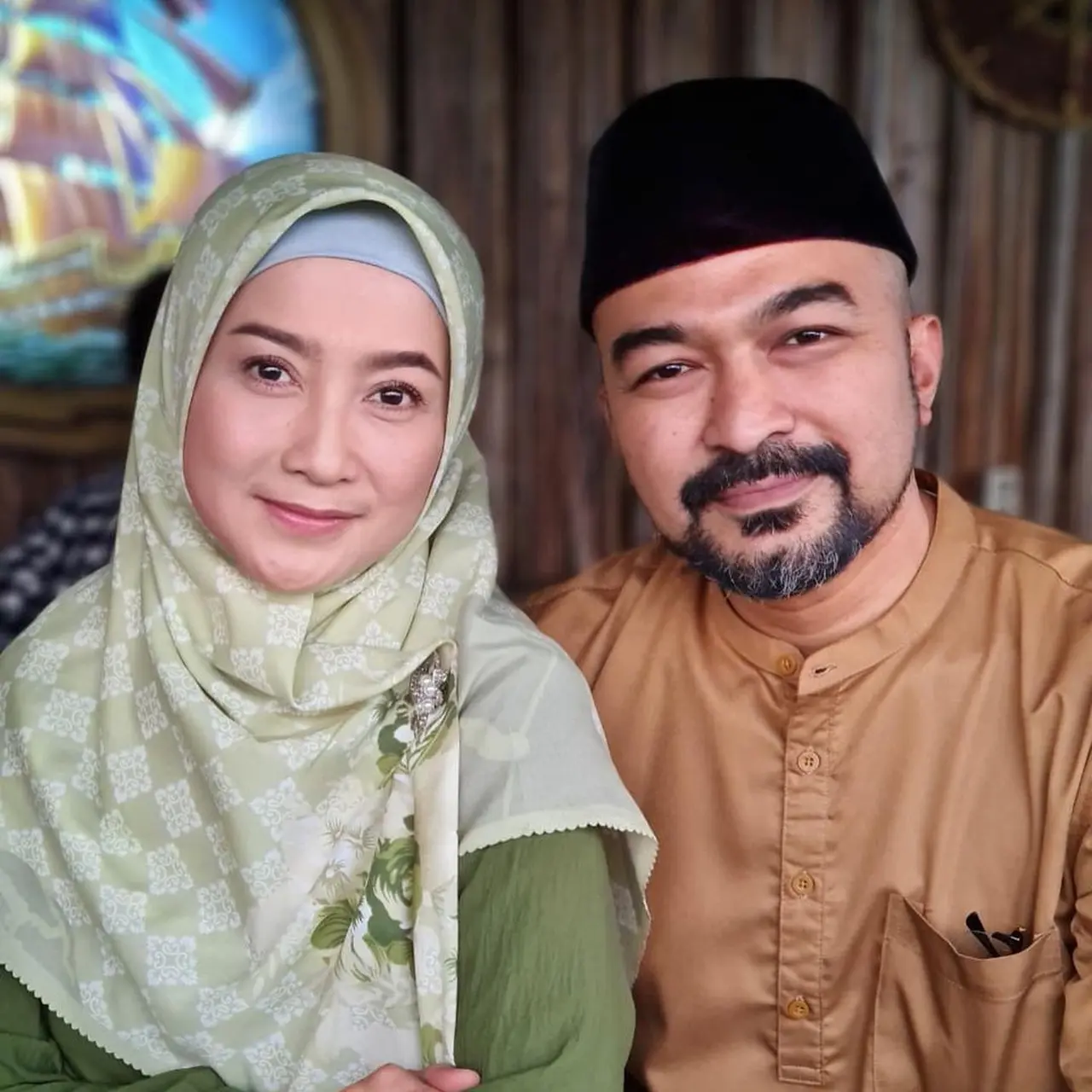 6 Kebersamaan Desy Ratnasari dan David Chalik, Beredar Kabar Akan ...