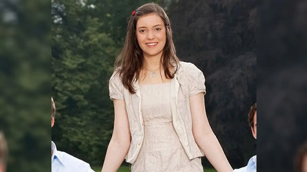 Lima Putri Raja Paling Cantik Ini Memilih Menjadi Orang Biasa ...