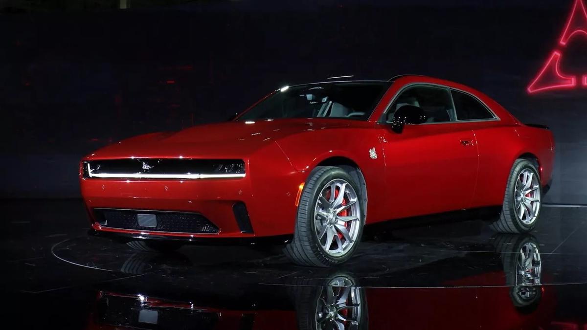 Muscle Car Listrik Dodge Bisa Meraung seperti Mesin V8