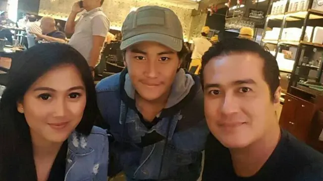 7 Potret Rafi Pangestu, Anak Adjie Pangestu dan Annisa Trihapsari - Hot ...