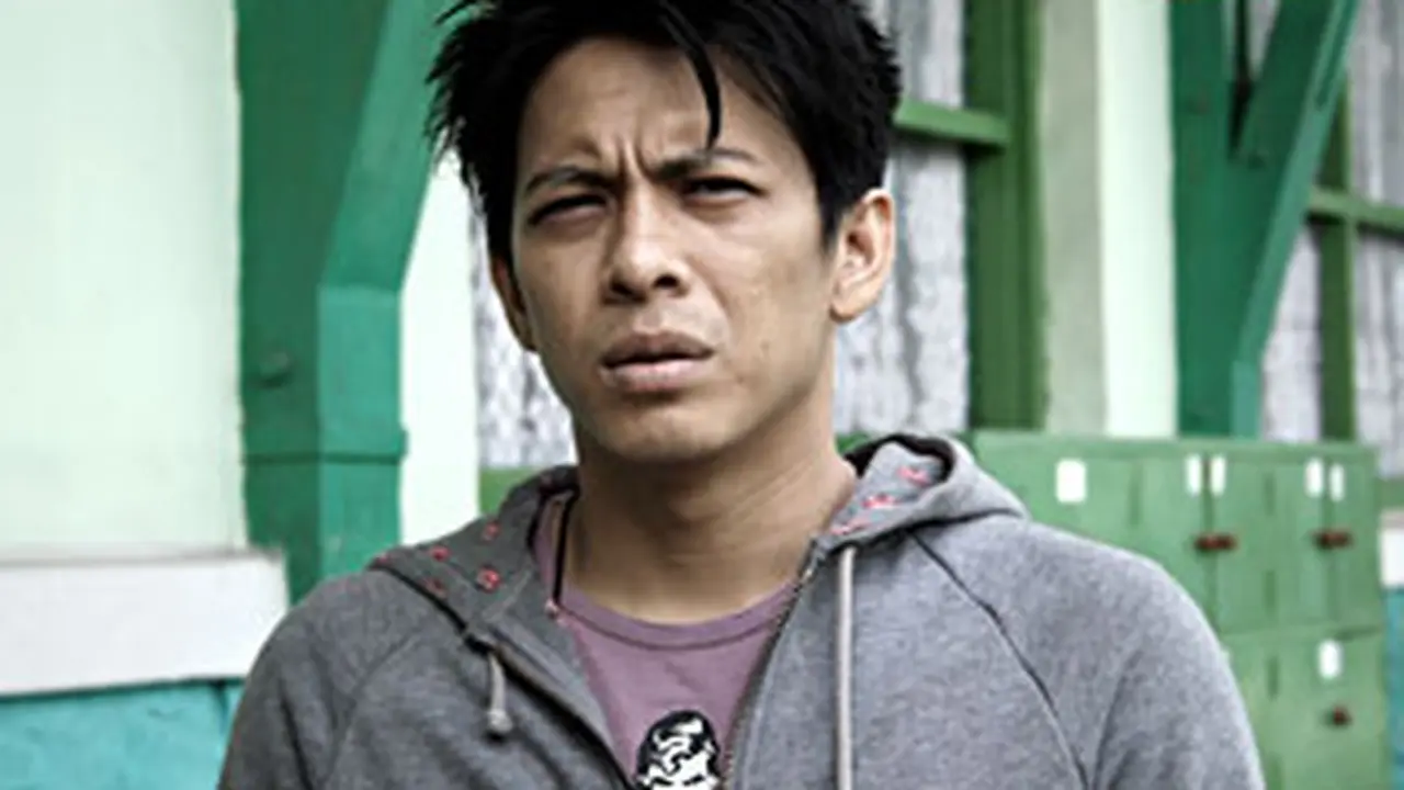 Ariel Peterpan Koloborasi dengan Waru Band - ShowBiz Liputan6.com