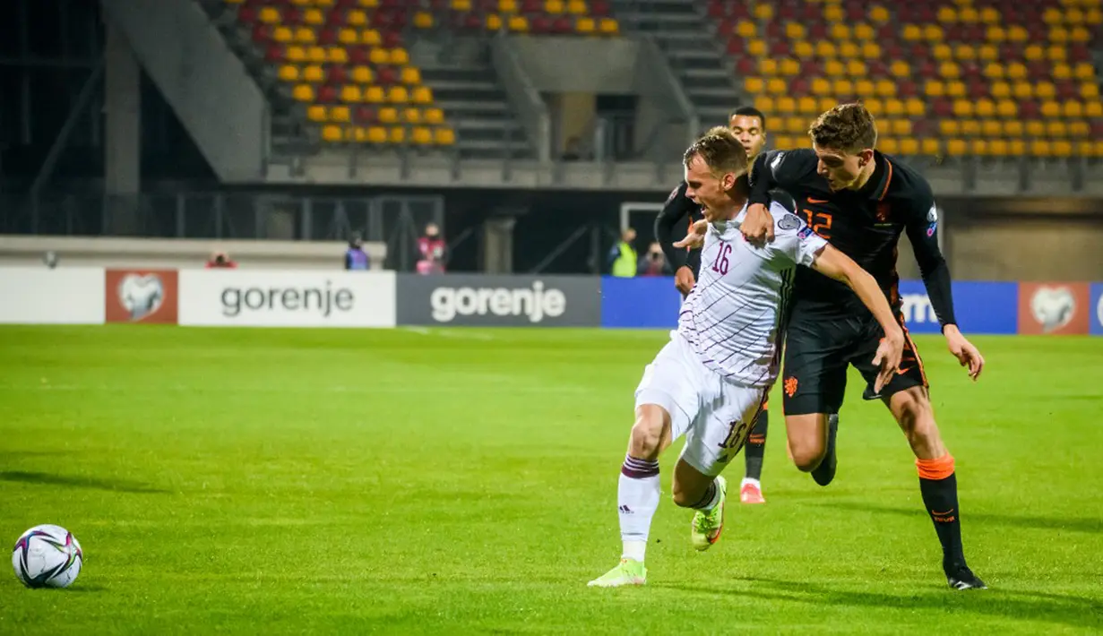 FOTO: Gol Tunggal Davy Klaassen Bawa Belanda Kalahkan Latvia - Foto ...