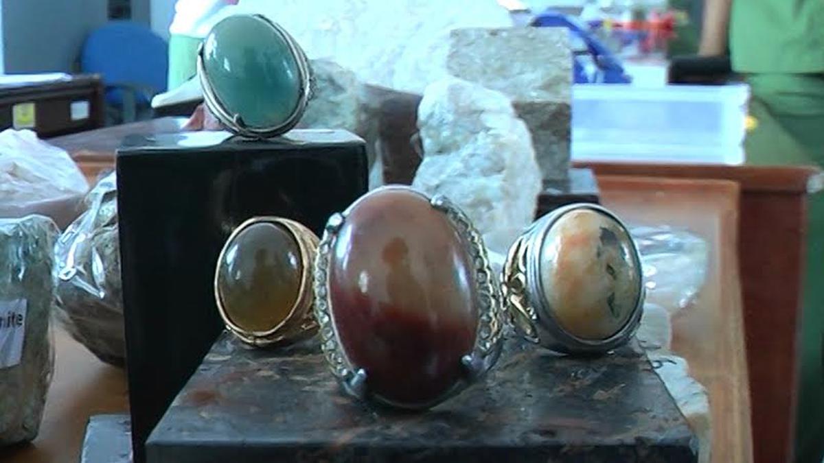 Mengulik Koleksi Batu Mulia Asal Tanah Gorontalo