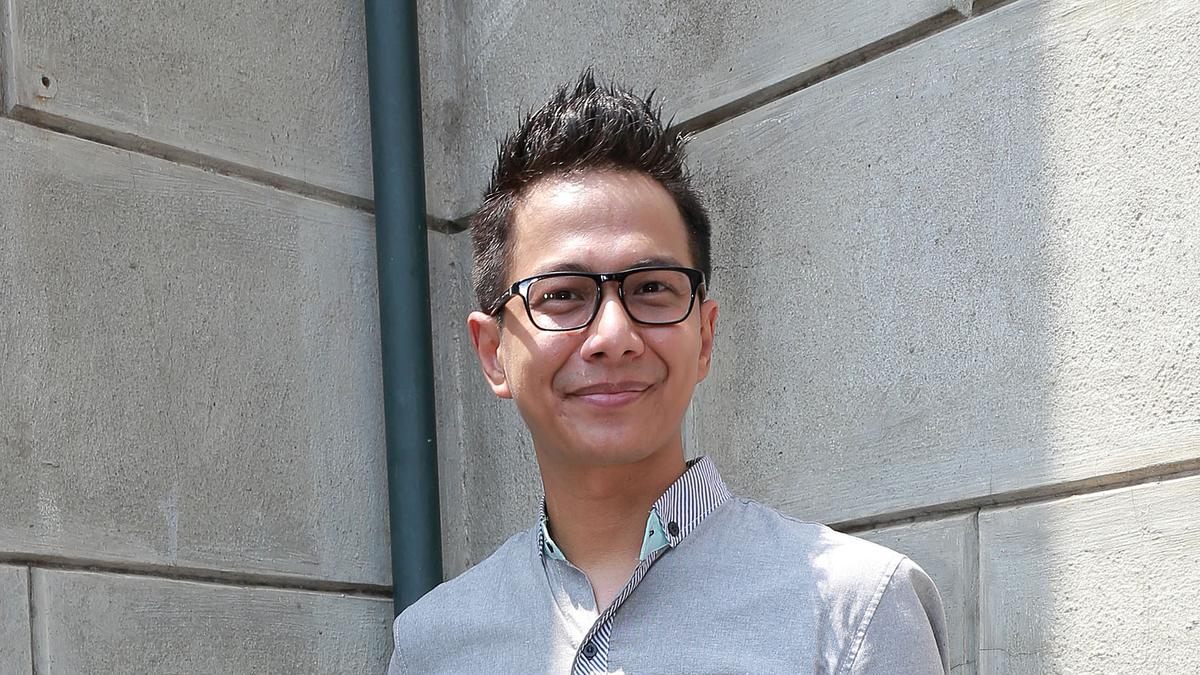 10 Tahun Bermusik, Delon Siap Luncurkan Album 'Dekade' - Entertainment ...