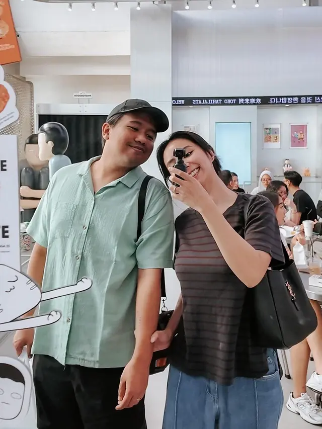 6 Potret Joshua dan Clairine Clay Umumkan Kehamilan Pertama, Penuh ...