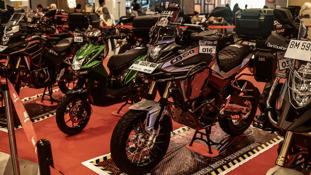 Kumpulan Potret Motor Modifikasi Keren di Honda Modif Contest 2023 Seri ...