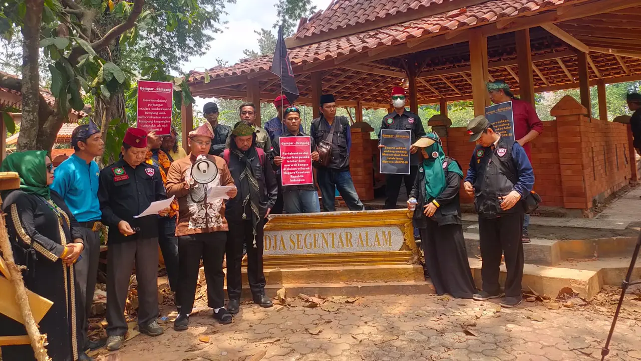 Meminta Karomah Raja Sriwijaya untuk Bantu Masyarakat Pulau Rempang ...