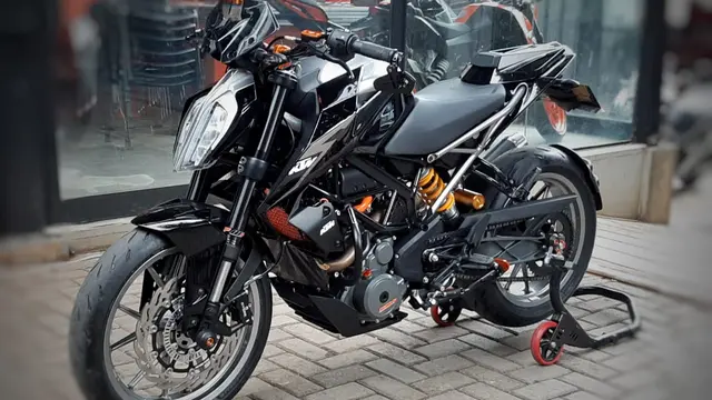 Modifikasi Simple Bikin Tampilan KTM Duke 250 Lebih Gahar dan Nyaman ...