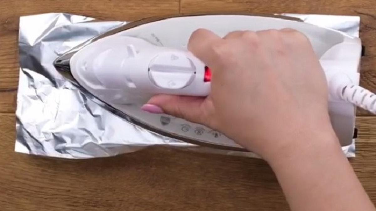 Rahasia Kegunaan Lain dari Setrika yang Perlu Anda Coba - Lifestyle ...
