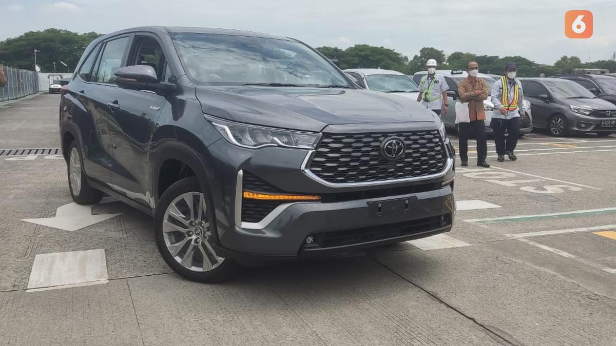 Toyota Mulai Produksi Mobil Hybrid Toyota Innova Zenix di Indonesia - Otomotif Liputan6.com