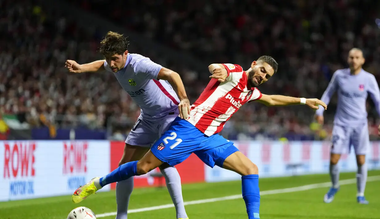 FOTO: Gol Suarez dan Lemar Antar Atletico Madrid Bungkam Barcelona ...