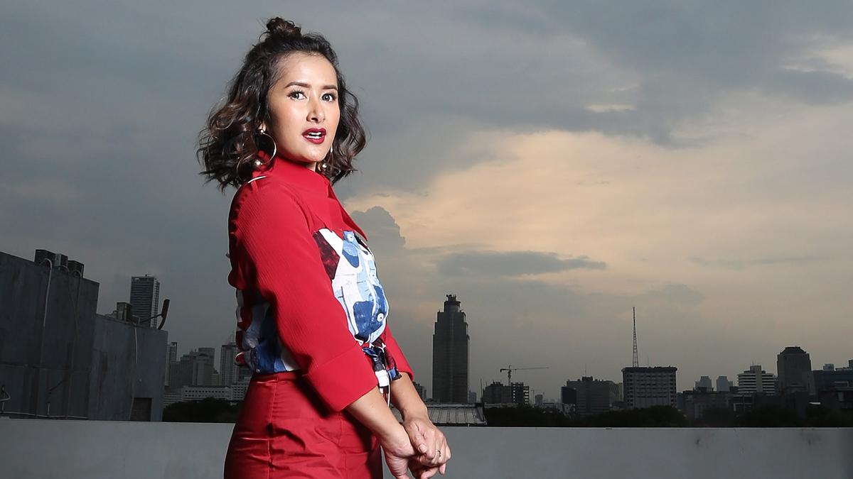 Cantiknya Nggak Luntur, Dulu dan Sekarang Widi Mulia - Entertainment ...